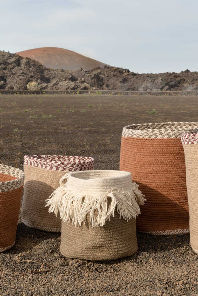 Basket Zarang Walnut | Lorena Canals